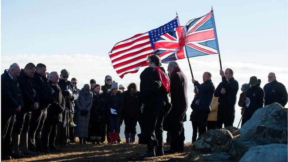 Service on Islay to remember sinking of SS Tuscania - BBC News