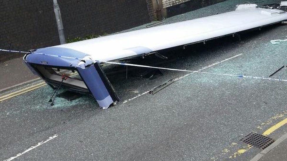 Rochdale bus crash: Seventeen hurt as roof shears off - BBC News