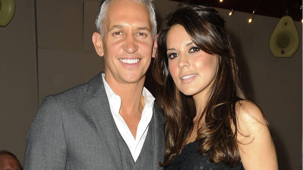 Gary Lineker and Welsh wife Danielle divorce - BBC News