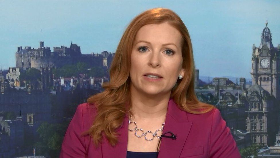 UK Minister's 'warning' to SNP over devolved EU powers - BBC News