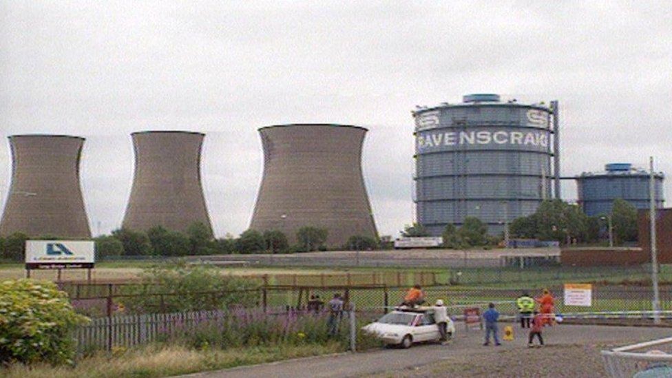 Motherwell and Lanarkshire prepare for life after steel - BBC News