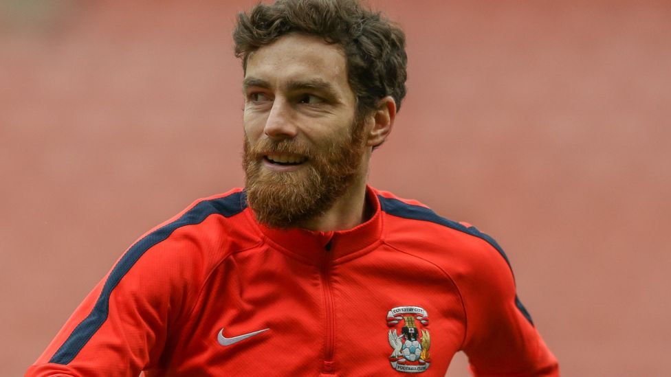 Chris McCann: Coventry City sign ex-Wigan Athletic man on loan from ...