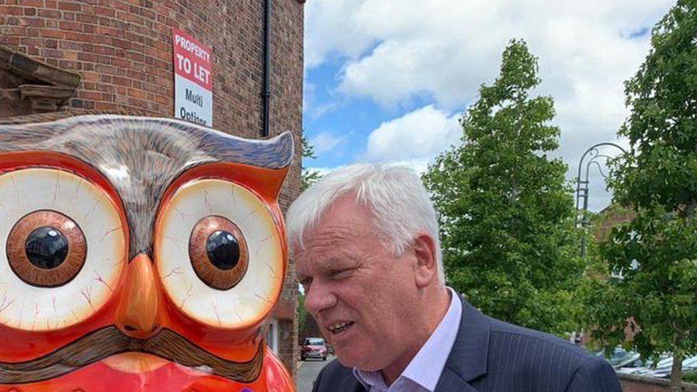 Ridiculed Shakespeare North plan wins over doubters - BBC News