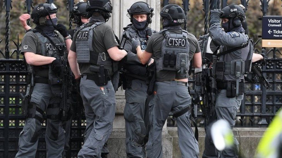 Russia threat and terror the focus of security review - BBC News