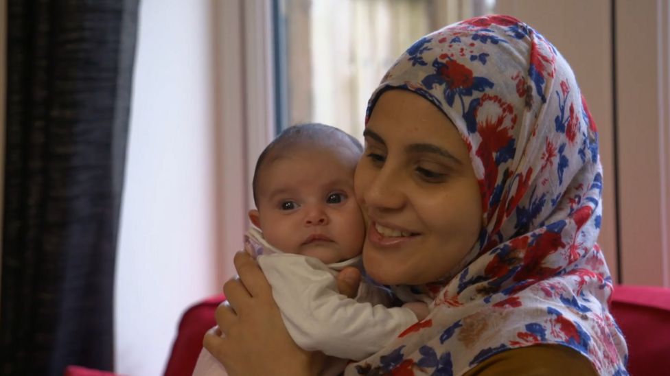 Refugee Support Devon helps about 2,000 refugees settle - BBC News