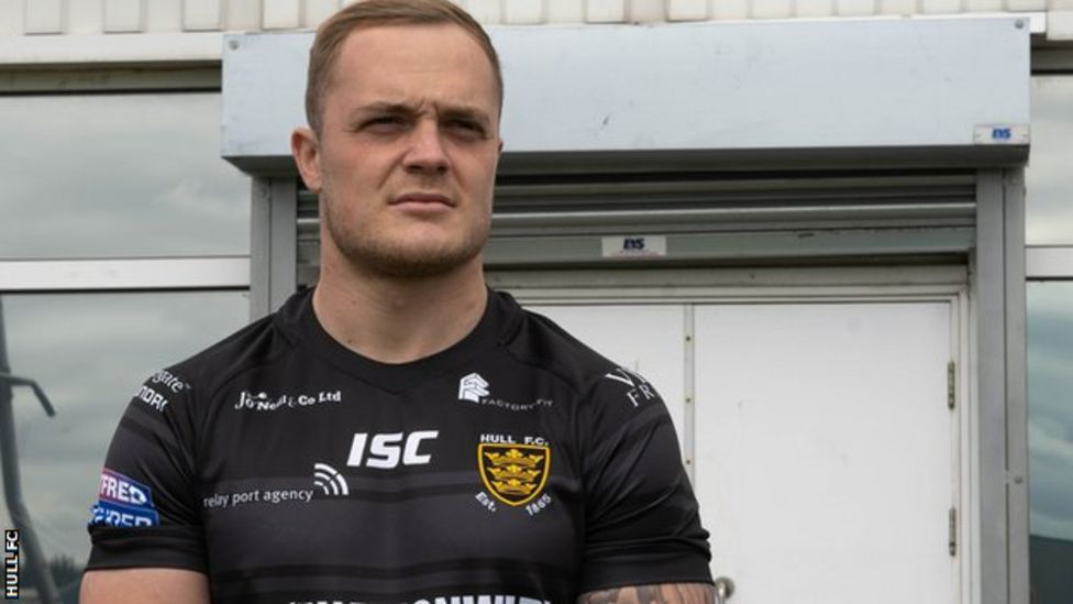 Adam Swift: Hull FC sign St Helens winger from 2020 season - BBC Sport