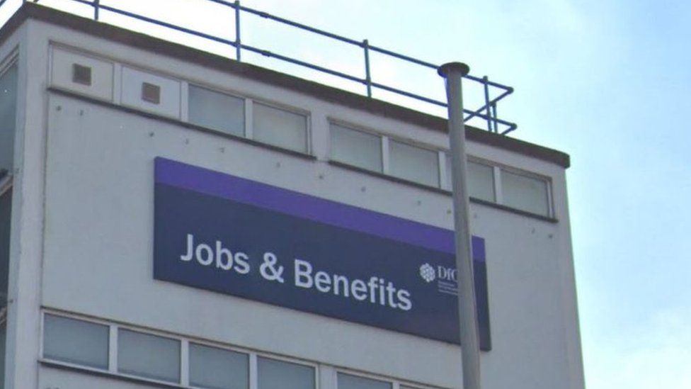 Coronavirus: Unemployment in NI rose by almost 90% in April - BBC News