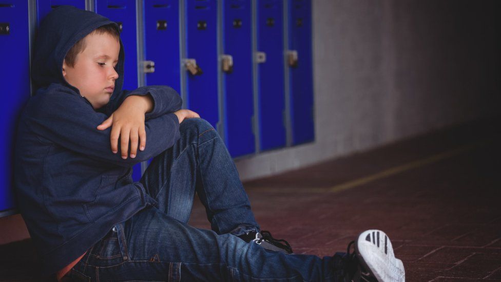 School exclusions: what's legal and what's not - BBC News