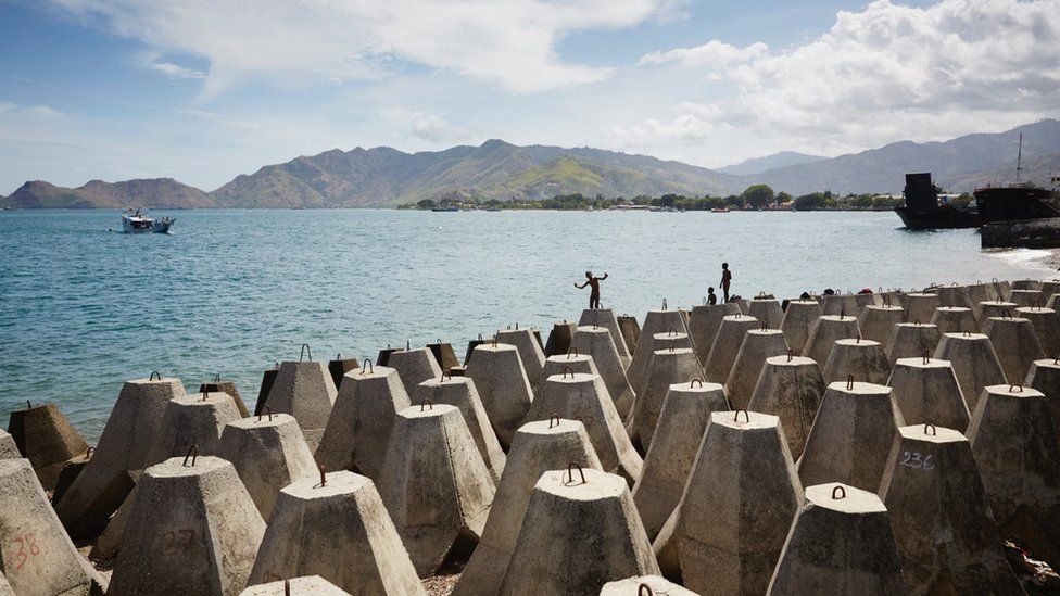 The young entrepreneurs helping to rebuild East Timor - BBC News