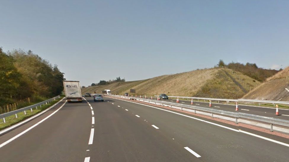 Heads of the Valleys A465 westbound reopens after crashes - BBC News