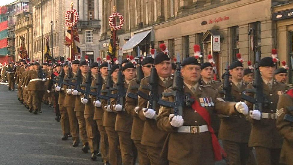 Newcastle parade marks 50th year of Royal Fusilier Regiment - BBC News