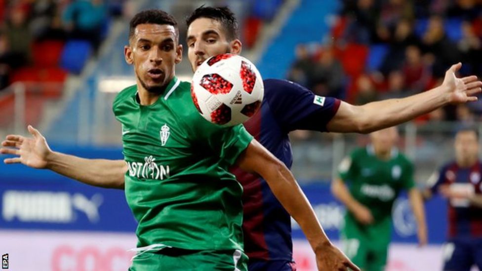 Nick Blackman: The English striker hoping to knock Valencia out of the ...