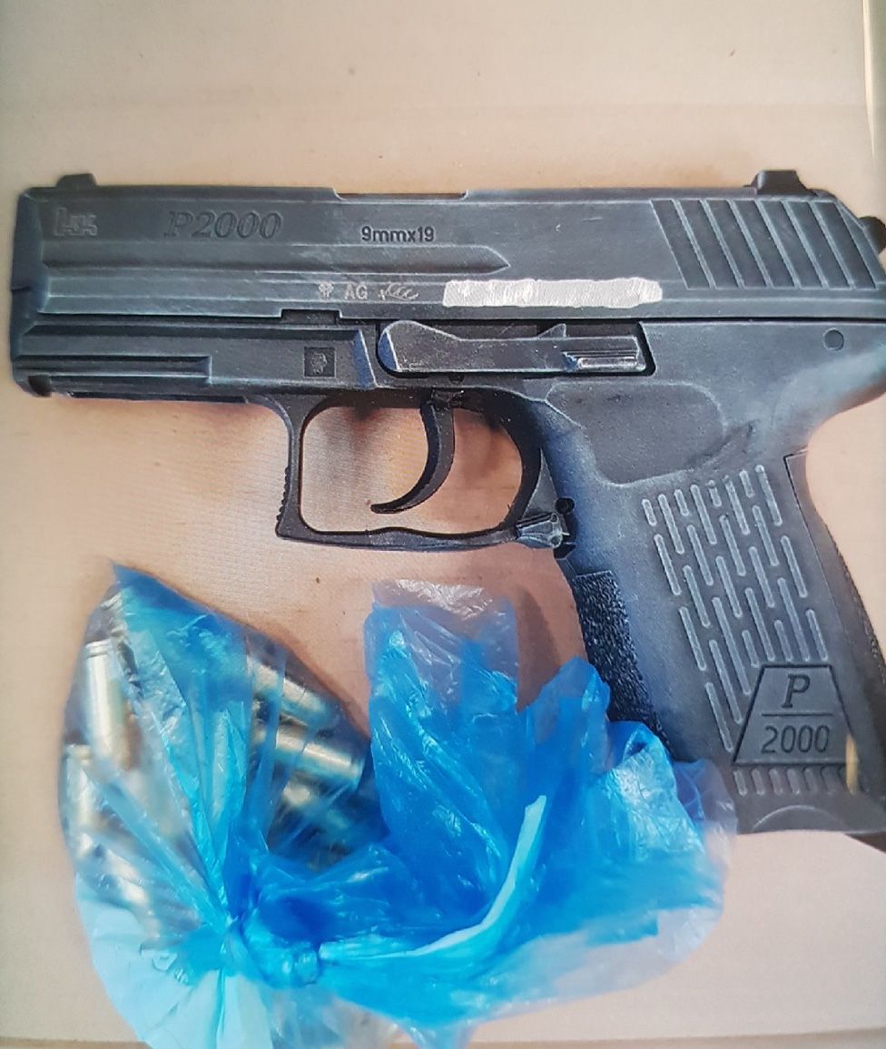 Lorry driver jailed for smuggling guns into UK - BBC News