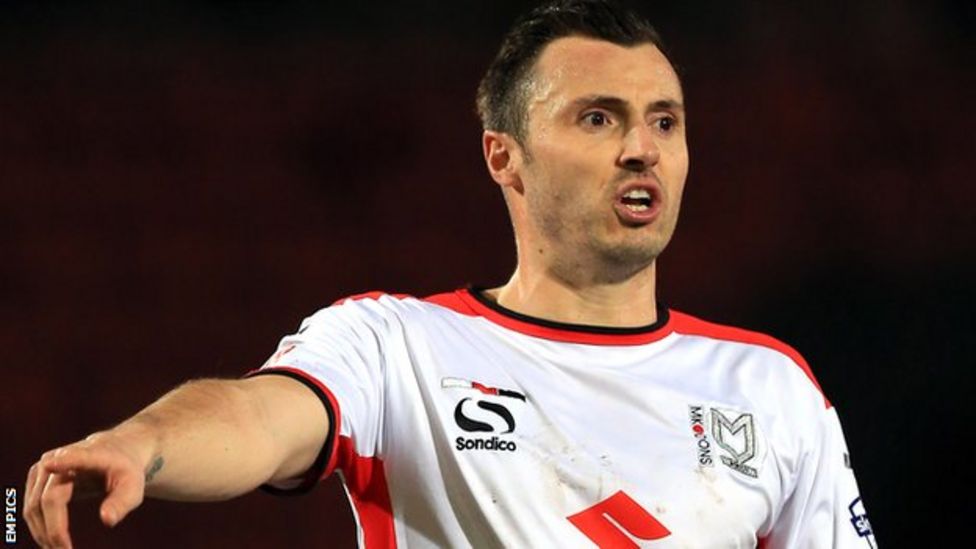 Antony Kay: Bury sign MK Dons centre-back - BBC Sport
