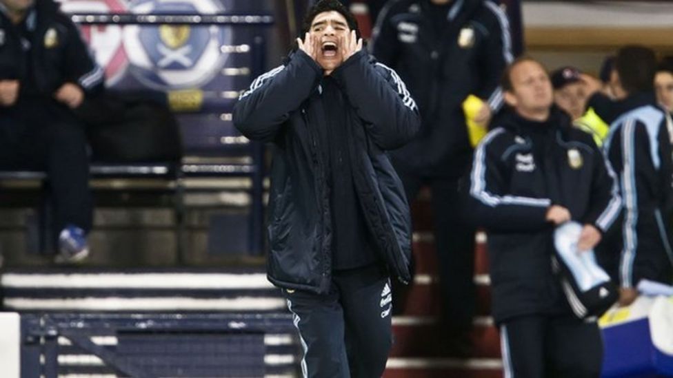 Diego Maradona: Football icon's Scotland visits in pictures - BBC Sport