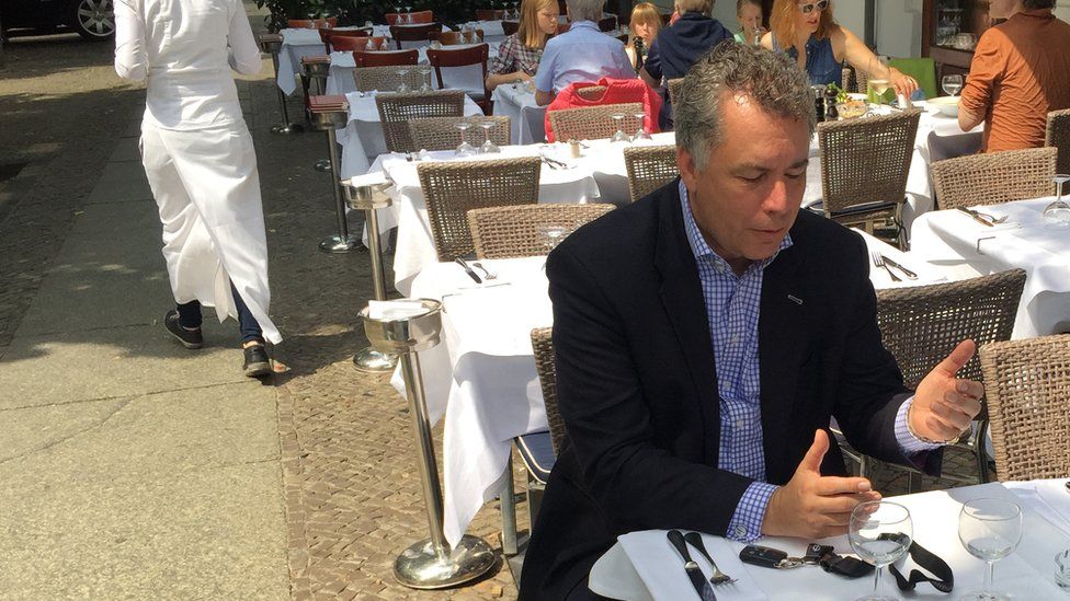 Germany conflicted on how to handle Brexit - BBC News