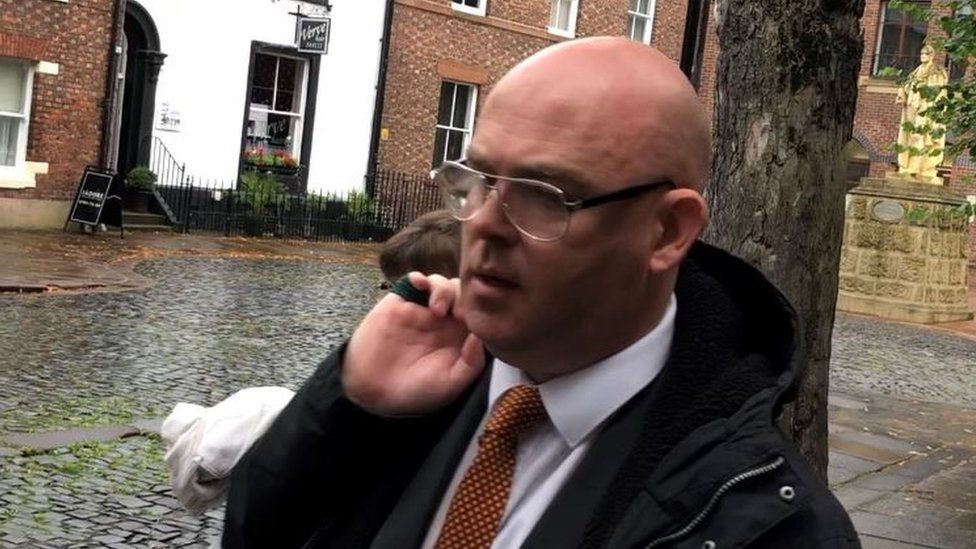 Cumbria M6 coach driver on drugs 'put lives in danger' - BBC News