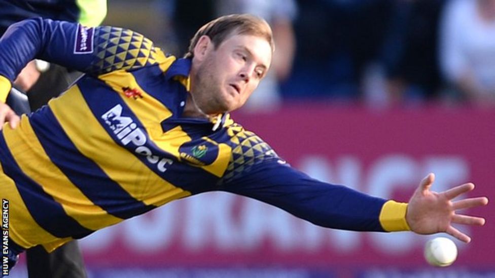 Colin Ingram: Glamorgan batsman targets red-ball return after knee ...