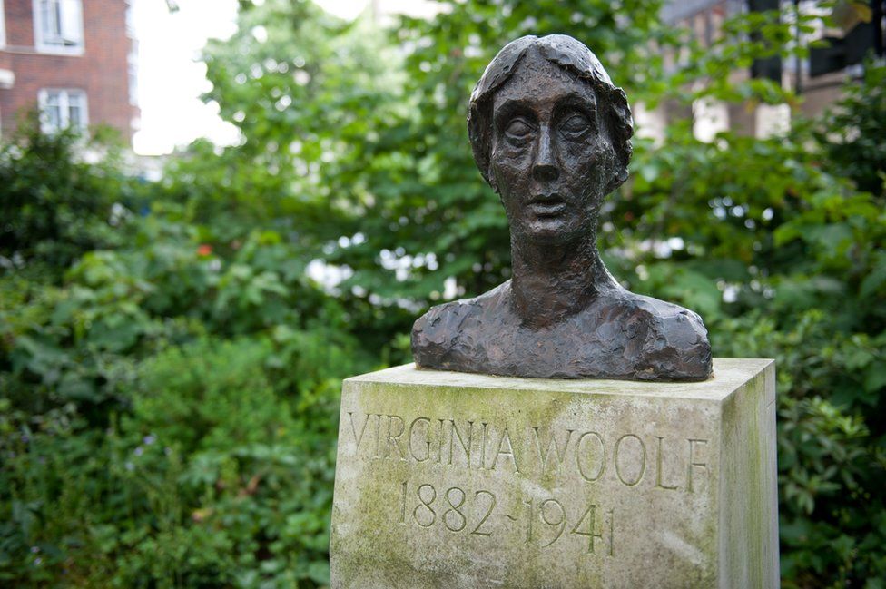 The fight to celebrate great women on Britain's streets - BBC News