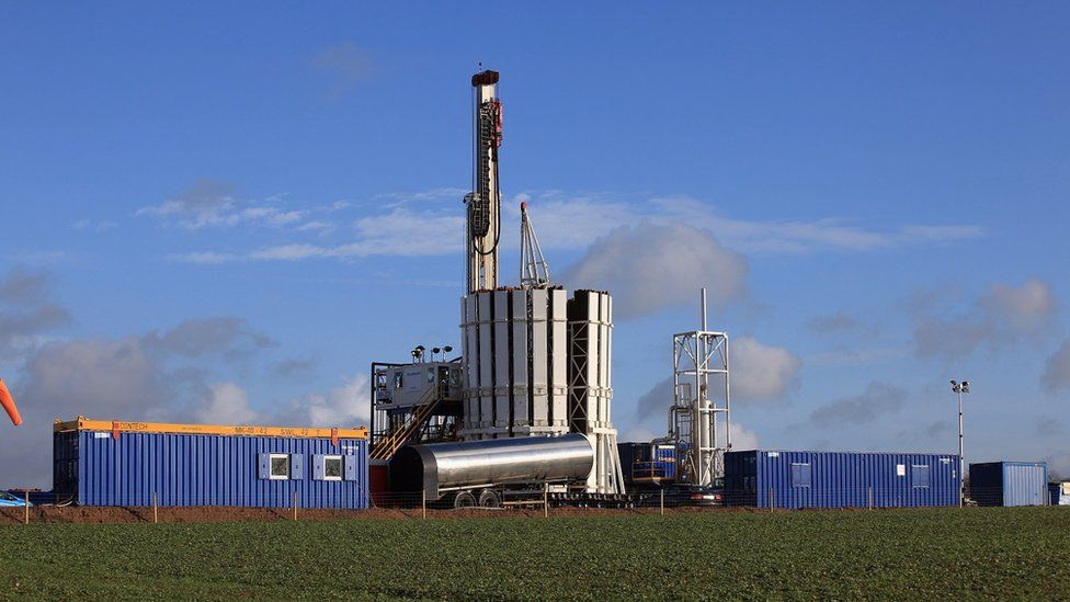 Fracking adversaries gear up for the next round - BBC News