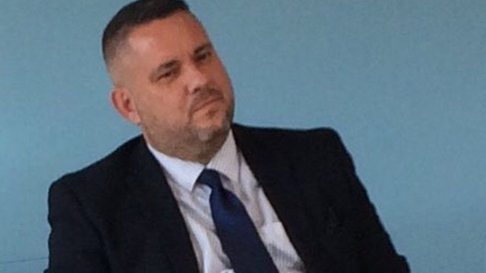 North Northamptonshire Council meeting move sparks democracy row - BBC News