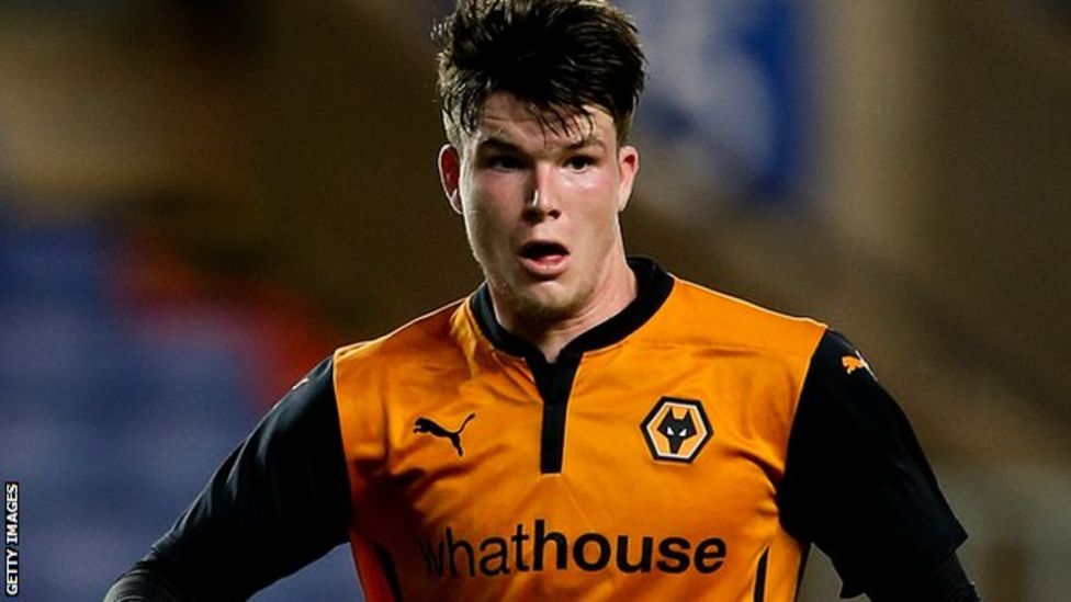 Liam McAlinden: Crawley Town sign Wolves striker on loan - BBC Sport