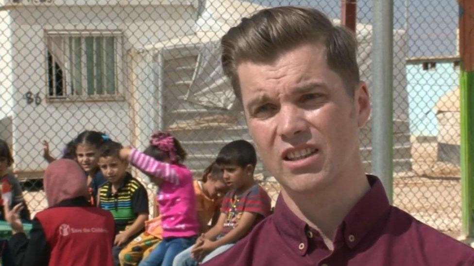 Lives on hold: The Scots helping Syrians in a refugee camp - BBC News