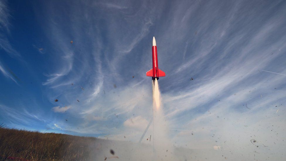 In pictures: International Rocket Week goes with a bang - BBC News