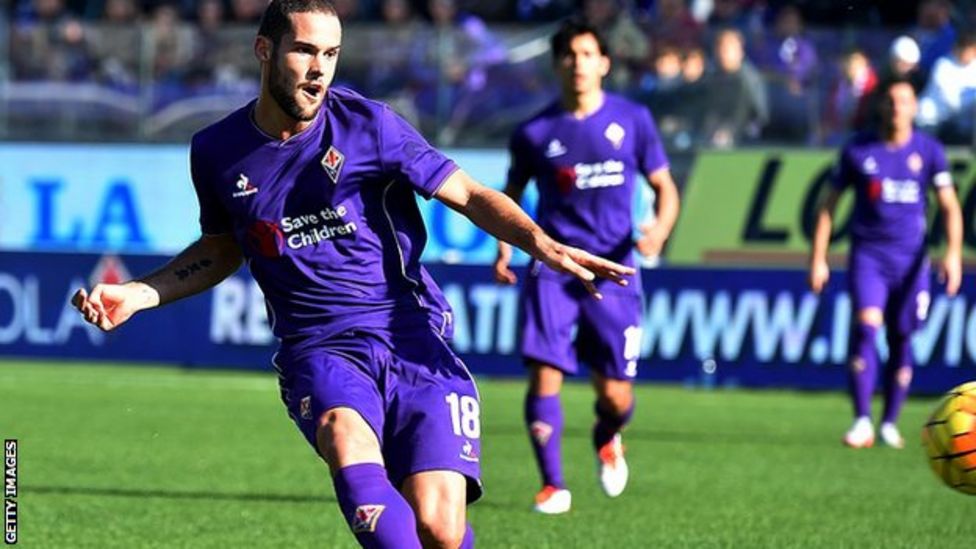 Mario Suarez: Watford sign midfielder from Fiorentina - BBC Sport