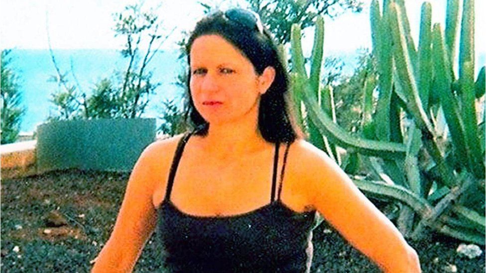 Paula Poolton murder: BBC documentary to revisit evidence - BBC News