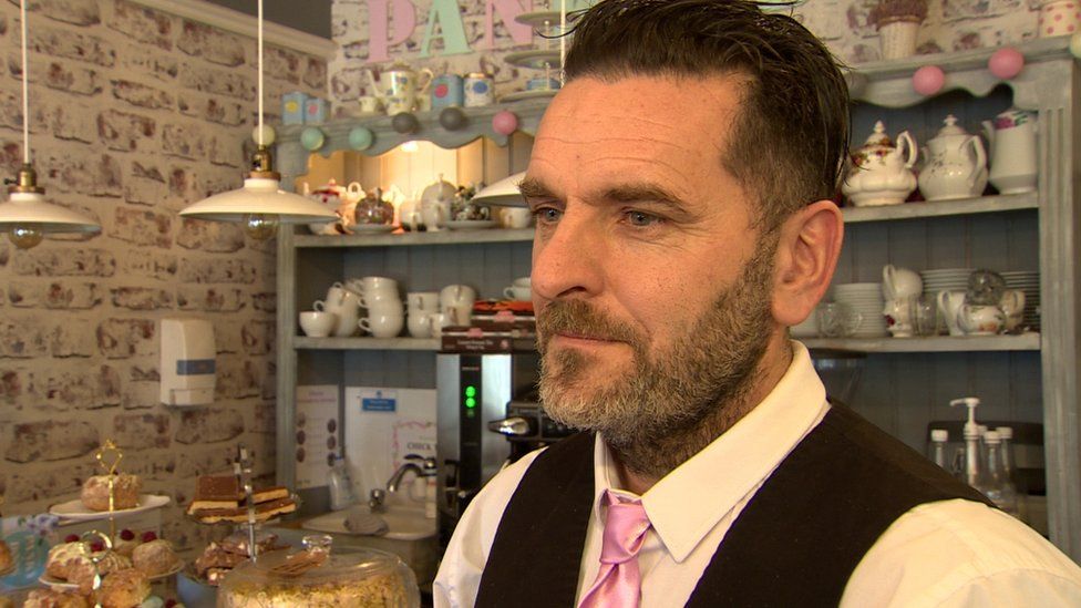 When the last bank leaves town - BBC News