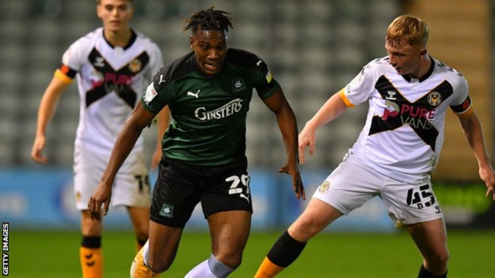 Timmy Abraham: Fulham forward joins Newport County on loan - BBC Sport