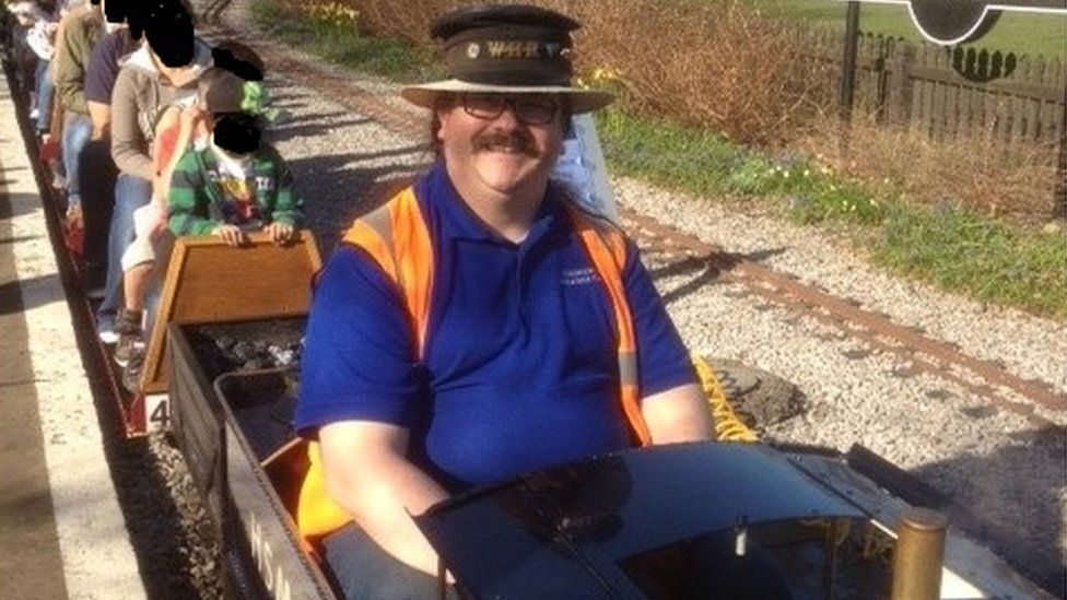 Ex-Lawyer Alan Blacker convicted of benefit fraud - BBC News