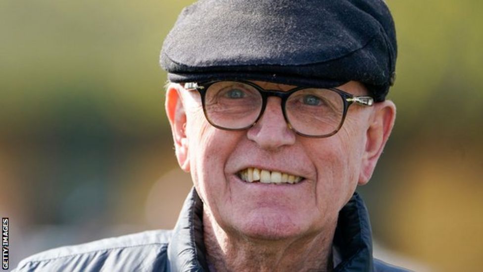 Bravemansgame wins Charlie Hall Chase at Wetherby; Mick Channon to ...