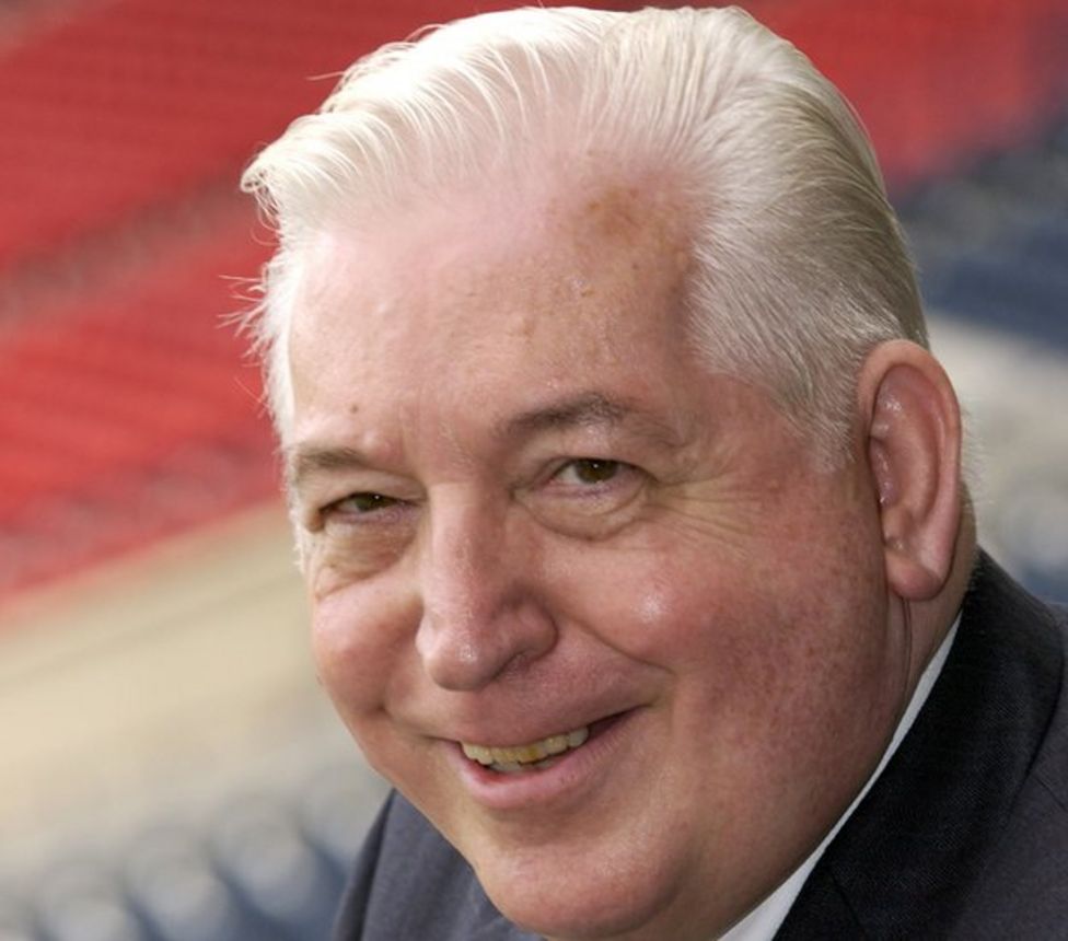 'A peach of a man' - Commentator Alastair Alexander remembered - BBC Sport