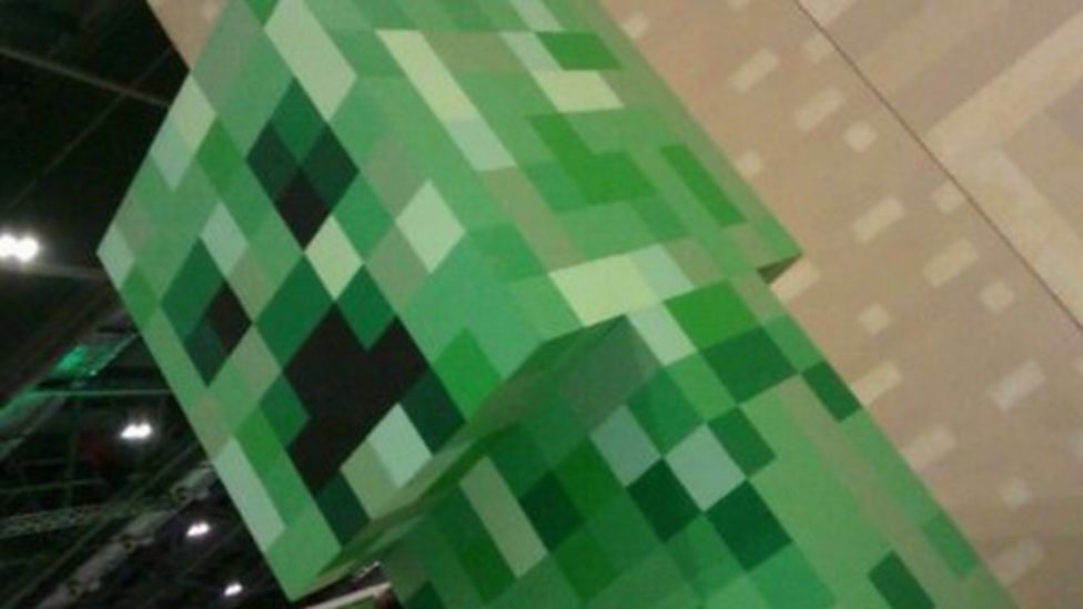 Minecraft global gathering comes to London - BBC News
