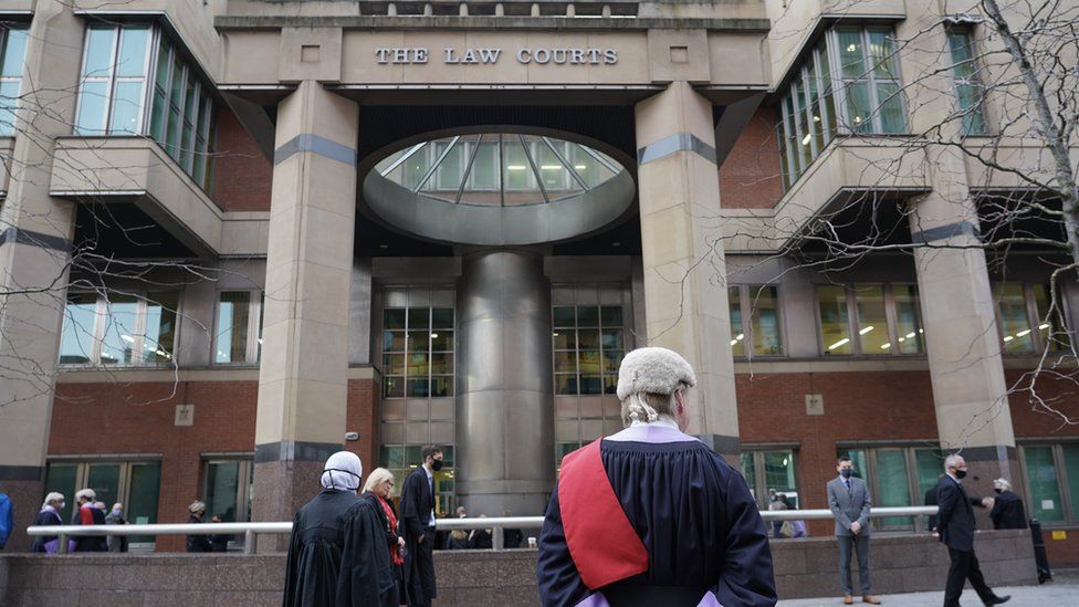 Jane Barton: Barnsley serial criminal who bit prison officer spared ...