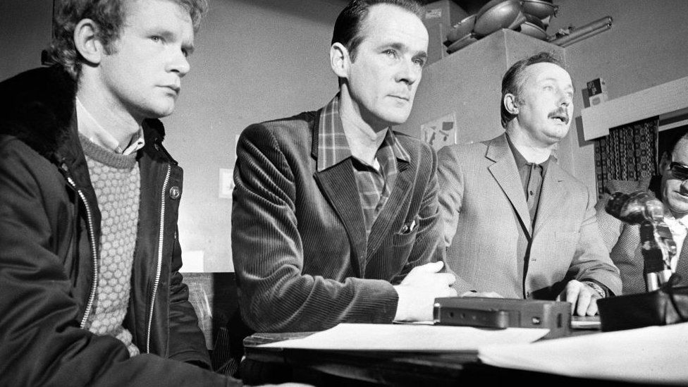 Good Friday Agreement: Who wants to tell the 'truth' about NI's past ...