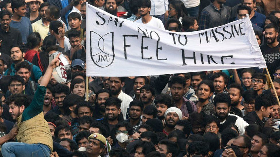 JNU: Protesters bring top India university to its knees - BBC News