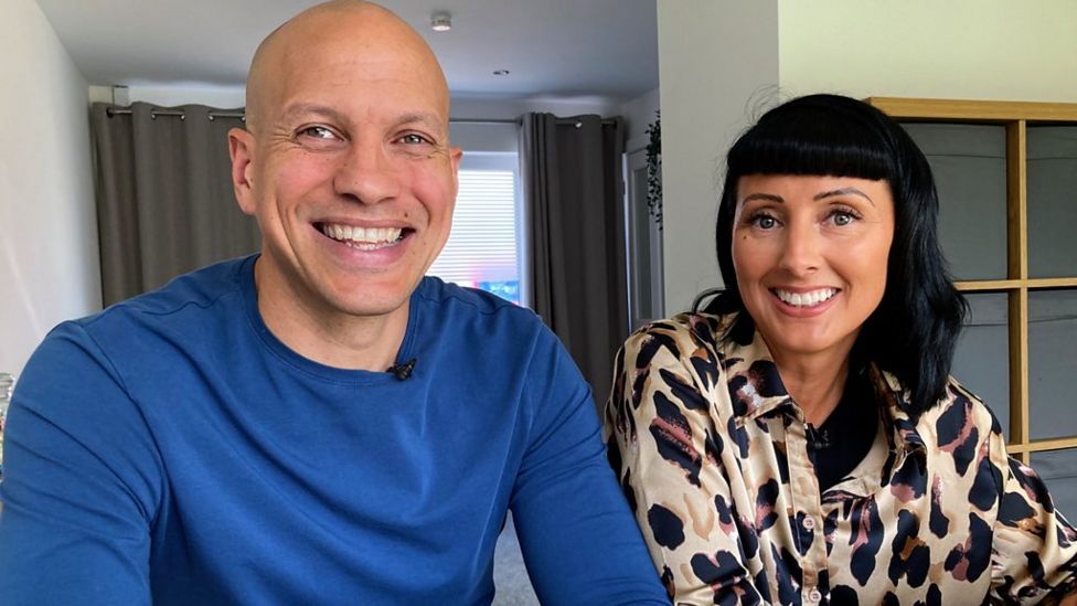 Smart meter stories from the budget front line - BBC News