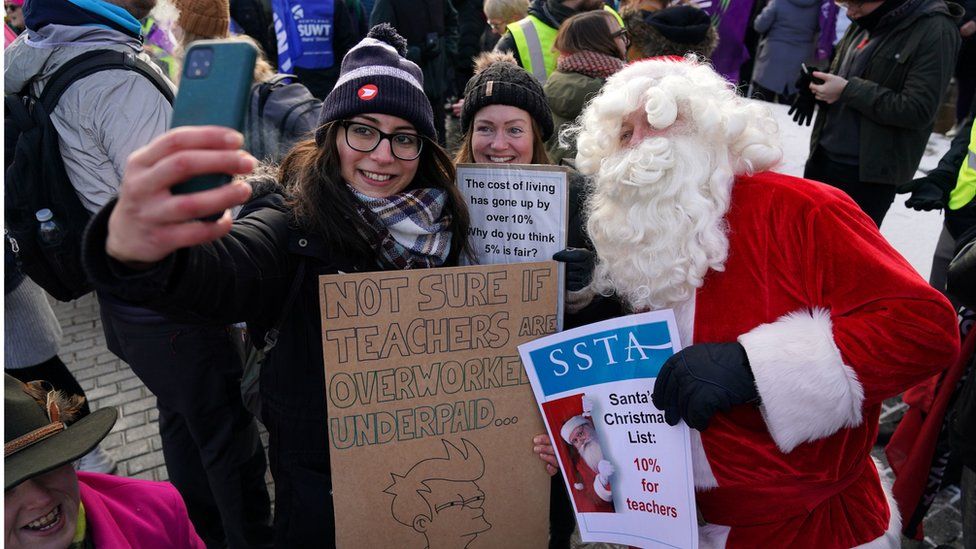 SSTA teaching union announces new strike date - BBC News