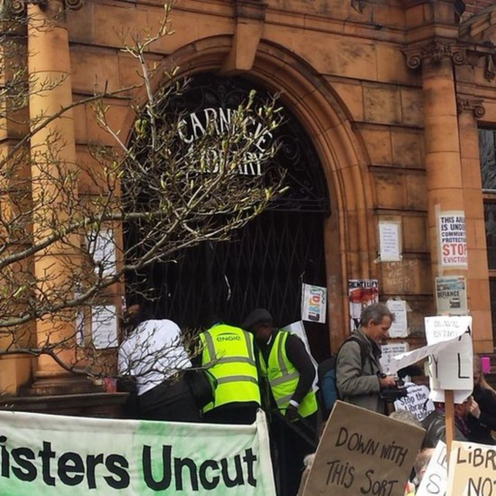 Protesters end Carnegie Library occupation and hold rally - BBC News