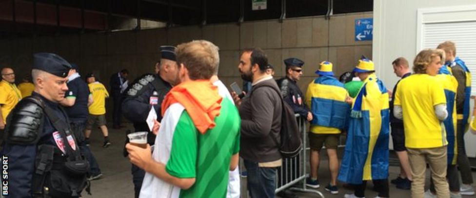 Euro 2016: How is French security ensuring fan safety? - BBC Sport