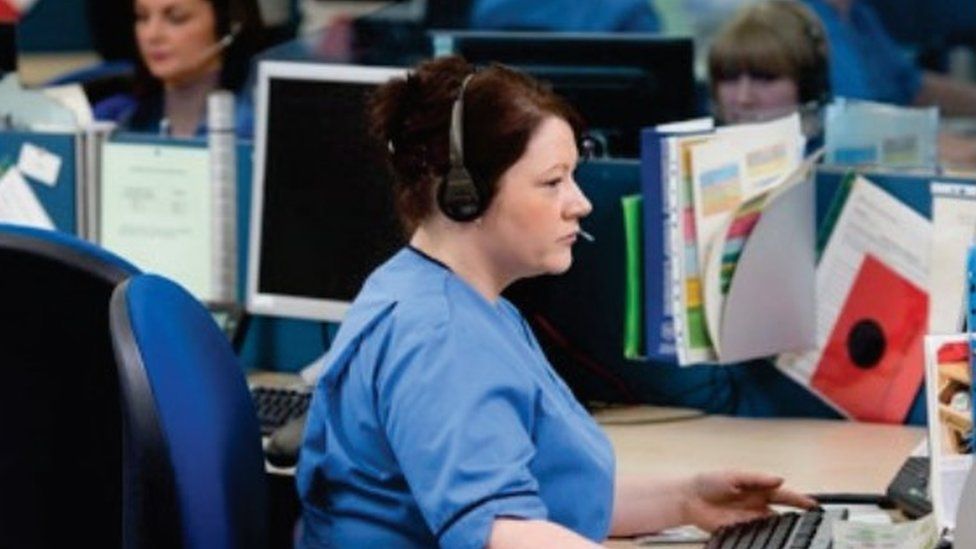 New blueprint needed for out-of-hours care, review concludes - BBC News