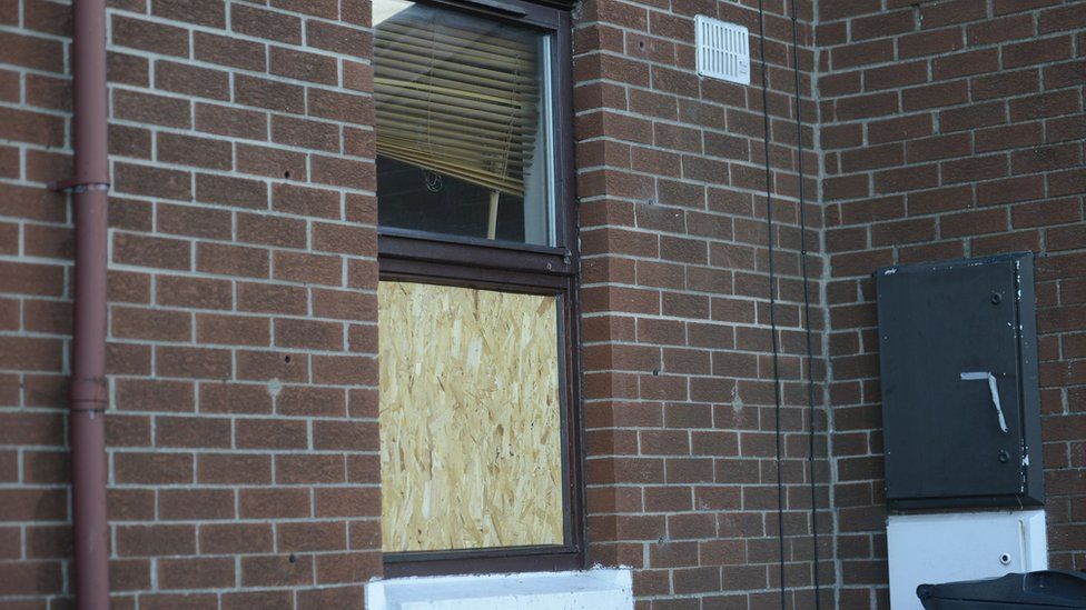 North Belfast attack: Shots fired through window of house - BBC News