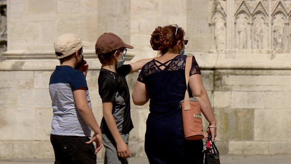 Coronavirus: Why reopening French schools is a social emergency - BBC News