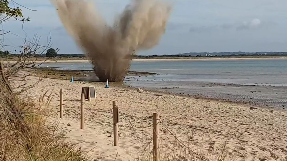 Suspected WW2 bomb found by Studland firefighters - BBC News