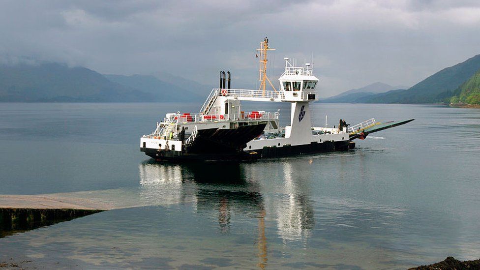 Corran ferry 'may not return before end of August' - BBC News