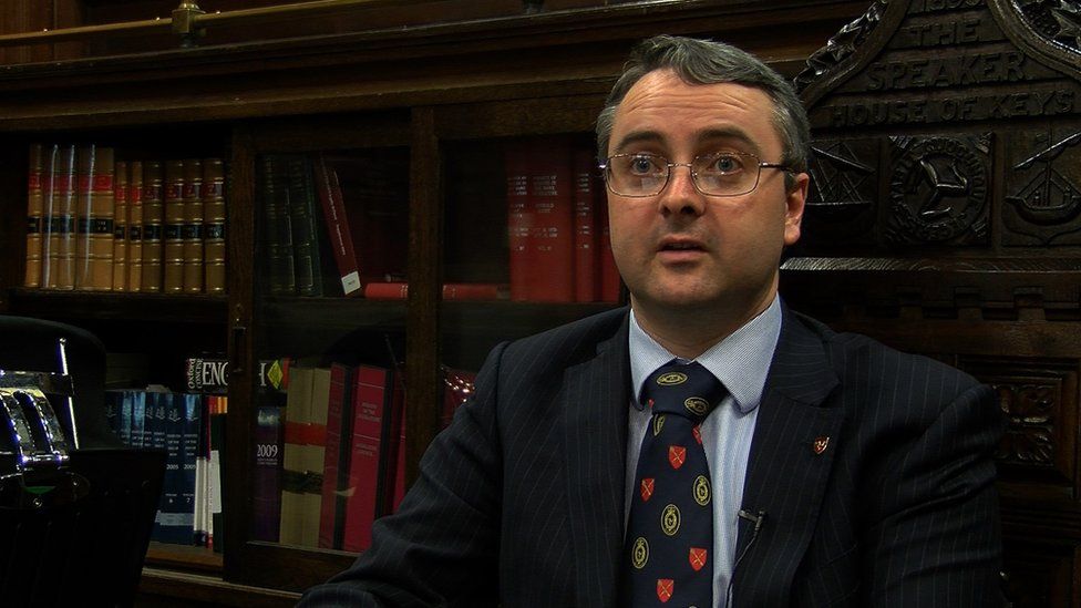 TV cameras allowed in Manx parliament, vote MHKs - BBC News