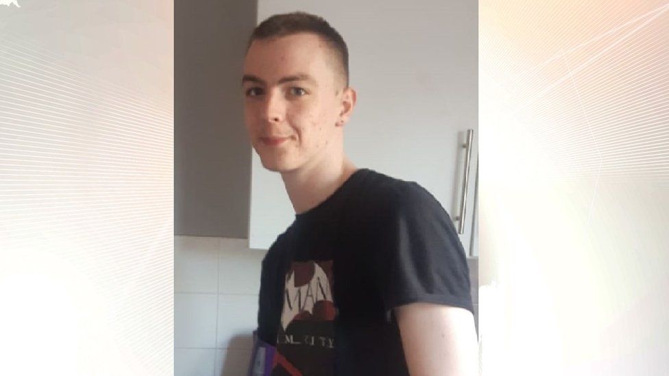 Joe Pooley death in Ipswich: Two more arrests - BBC News